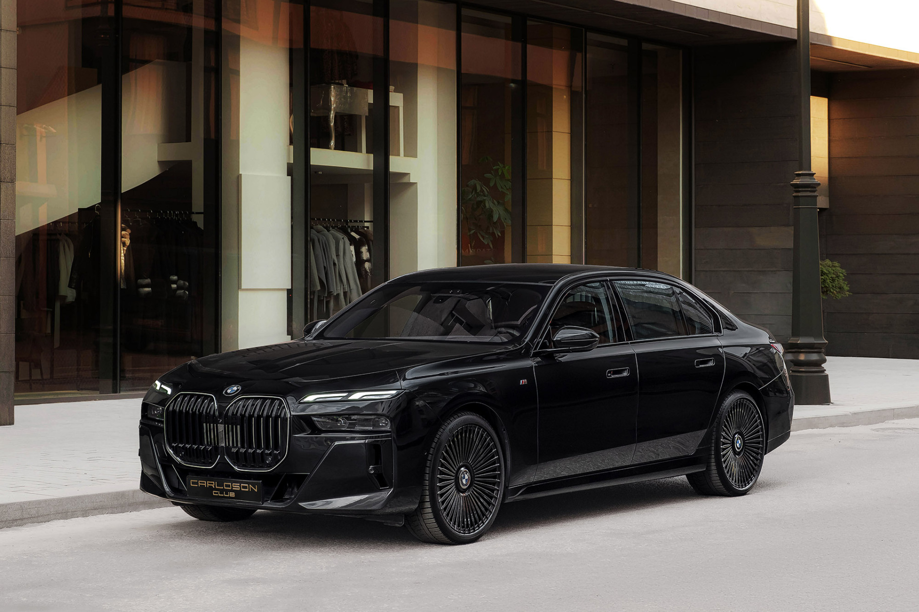 Аренда BMW 740d xDrive от 31.300 ₽ в Москве | «Carloson Club»